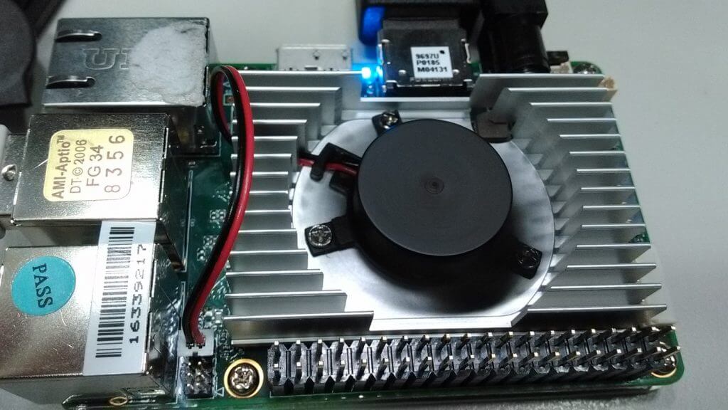 UP board Intel x5 Z8300 x86 開發板 / 單板電腦 - 開箱 - Peter Dave Hello's ...